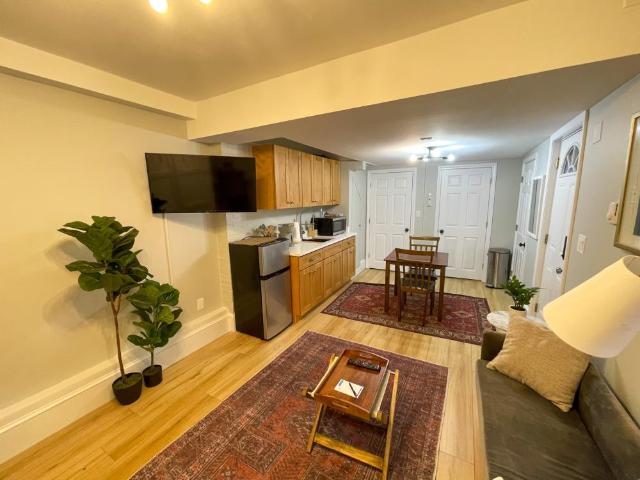 1 bedroom, Brookline MA 02445 84454466