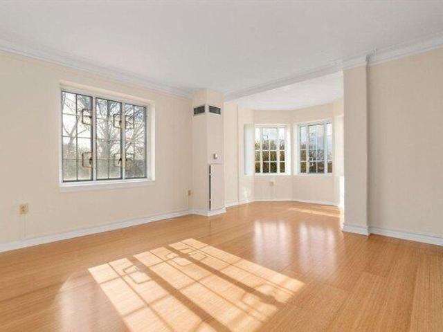 1 bedroom, Brookline MA 02446 102668339