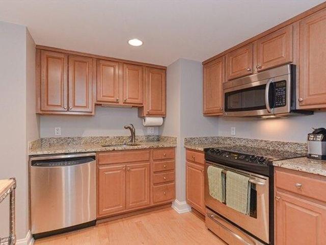 1 bedroom, Brookline MA 02446 105080755