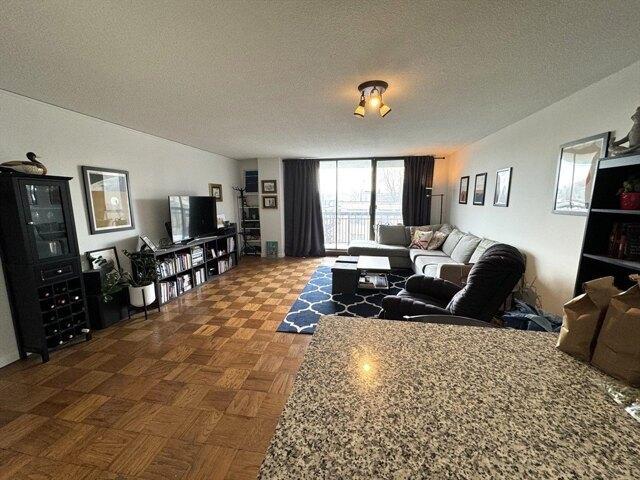 1 bedroom, Brookline MA 02446 89749593