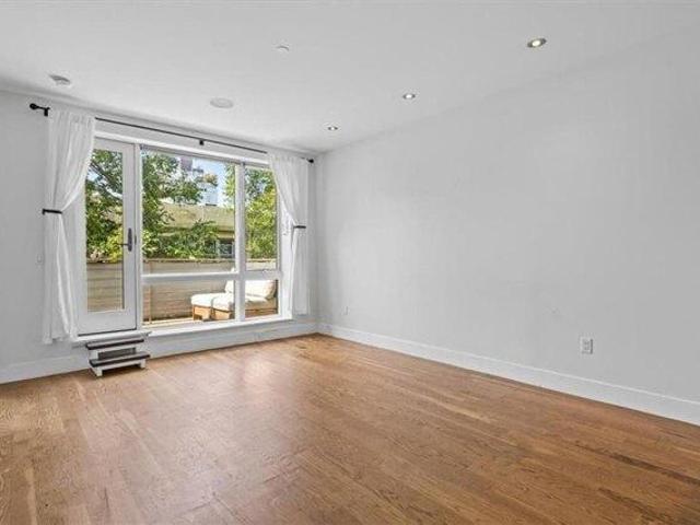 1 bedroom, Brooklyn NY 11238 104905101
