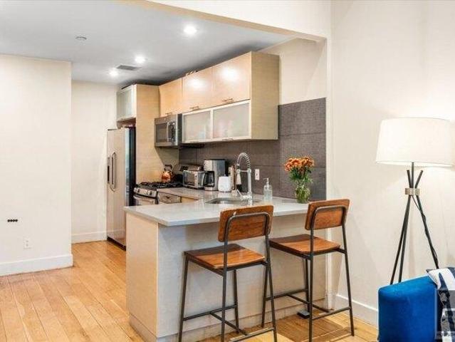 1 bedroom, Brooklyn NY 11238 104922238