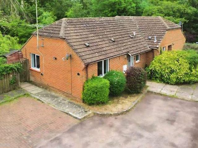 1 Bedroom Bungalow