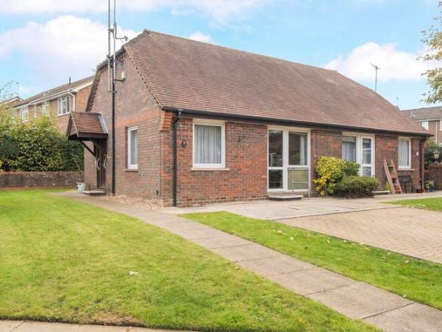 1 Bedroom Bungalow