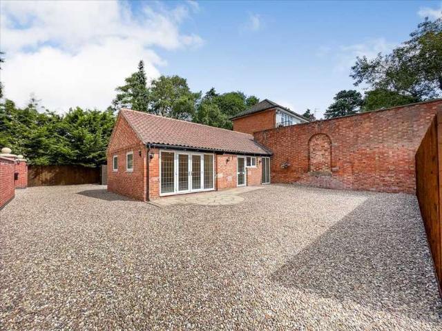 1 Bedroom Bungalow