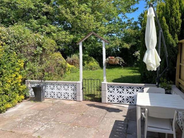 1 Bedroom Bungalow