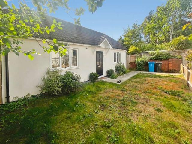1 Bedroom Bungalow