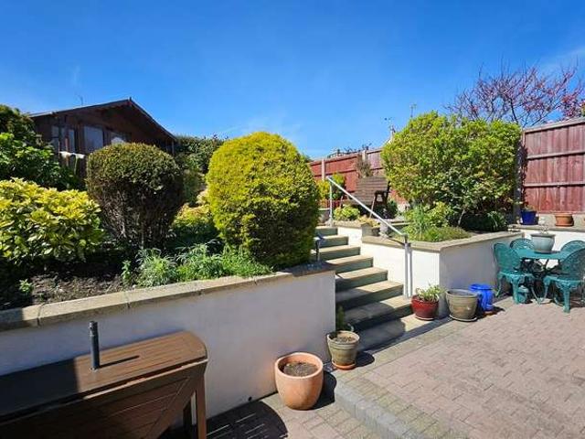 1 Bedroom Bungalow