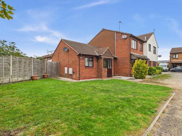 1 Bedroom Bungalow Baldock Hertfordshire LS98864412