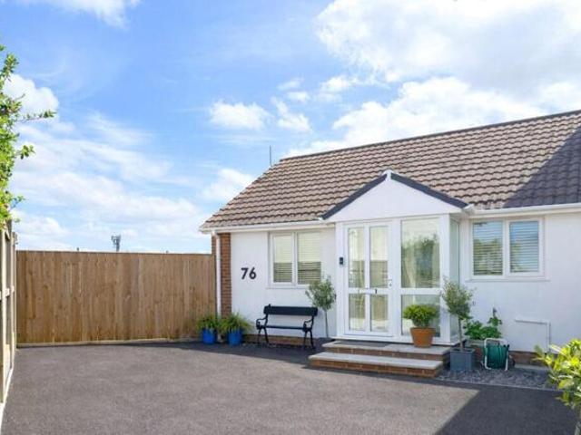 1 Bedroom Bungalow Bude Cornwall LS102023826