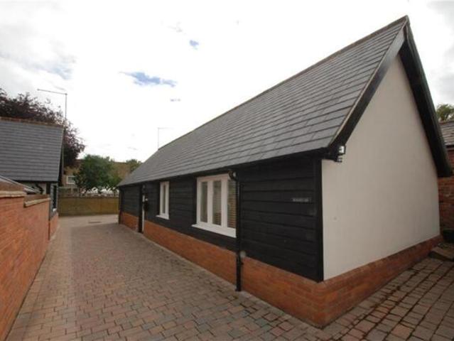 Bungalow 1 Bedroom Buntingford Hertfordshire 89567552
