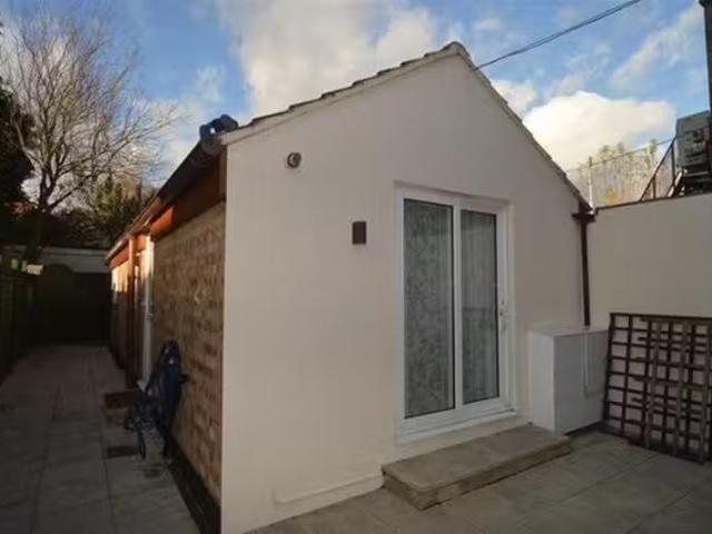 1 bedroom bungalow for rent in Hatfield Road, St Albans, AL1