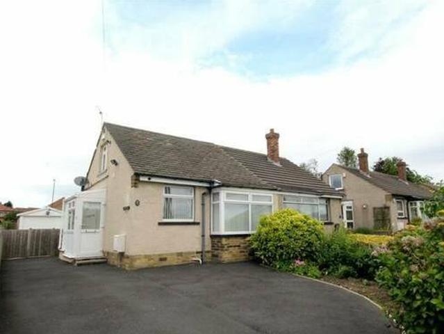 1 bedroom bungalow for rent in Mostyn Grove Bradford West Yorkshire BD6