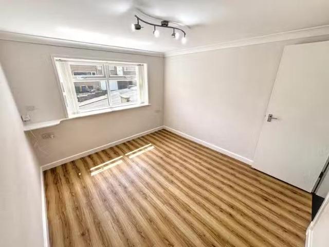 1 bedroom bungalow for rent in Stott Terrace, Bradford, West Y.