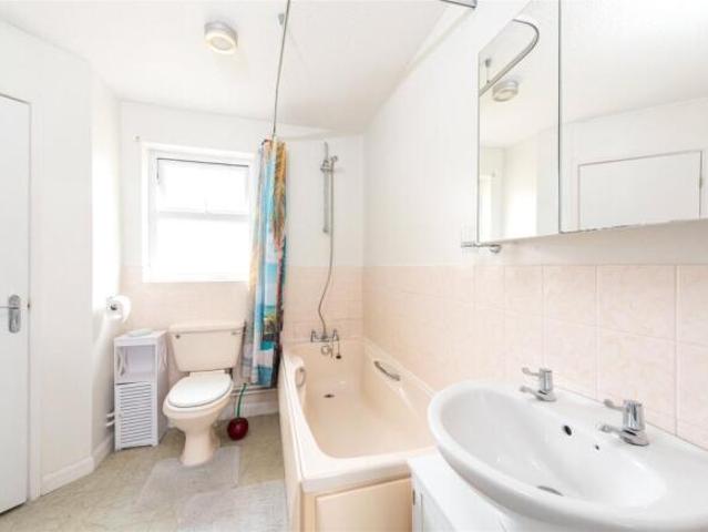 1 bedroom bungalow for rent in Titchmarsh Court, Oldbrook, Milton Keynes, Buckinghamshire, MK6