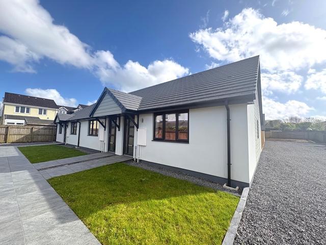 1 bedroom bungalow for sale
