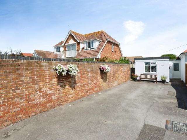 1 bedroom bungalow for sale