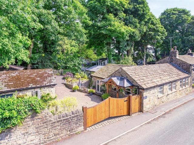 1 bedroom bungalow for sale