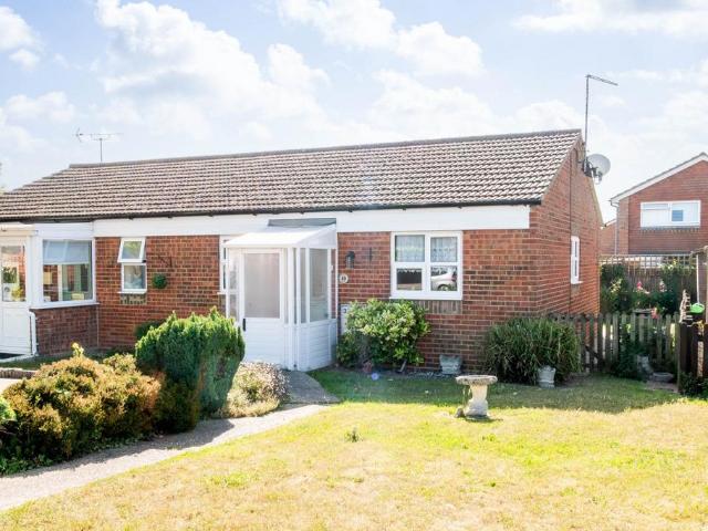 1 bedroom bungalow for sale