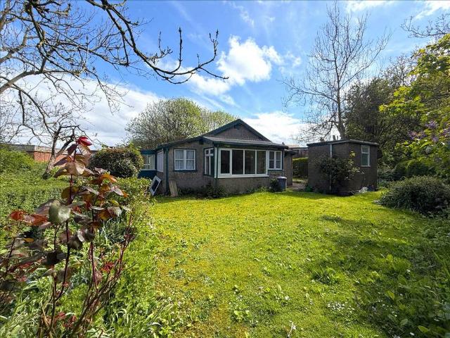 1 bedroom bungalow for sale