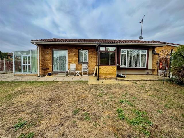 1 bedroom bungalow for sale