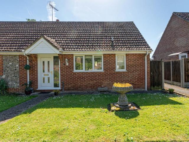 1 bedroom bungalow for sale