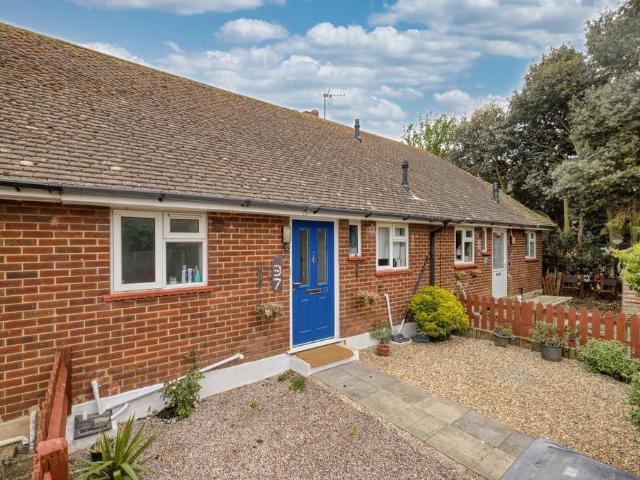 1 bedroom bungalow for sale