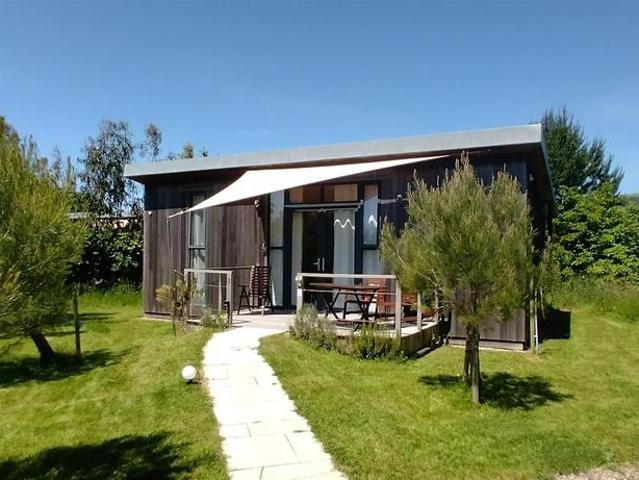 1 bedroom bungalow for sale