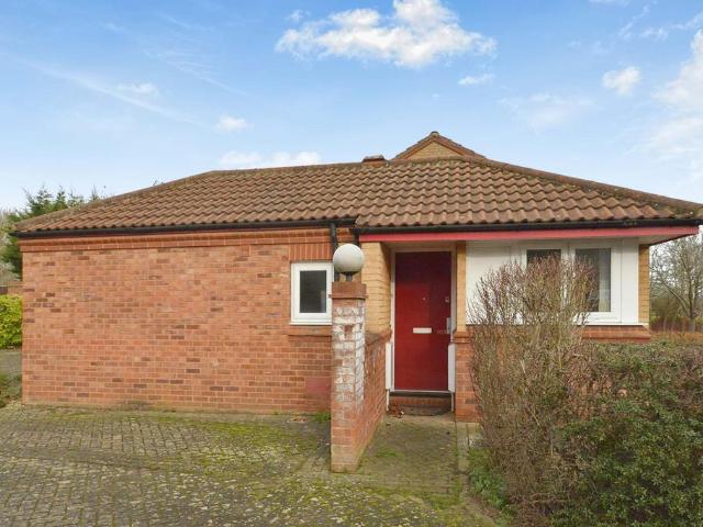 1 bedroom bungalow for sale