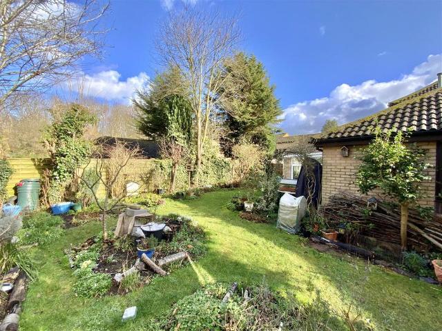1 bedroom bungalow for sale