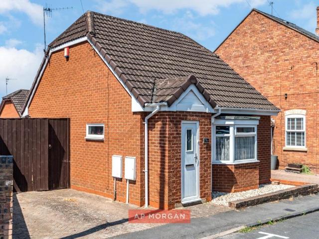 1 bedroom bungalow for sale