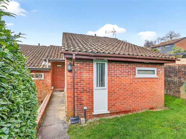 1 bedroom bungalow for sale
