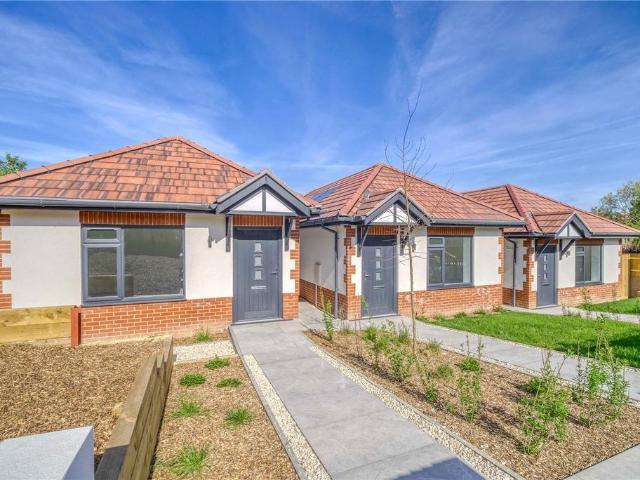 1 bedroom bungalow for sale