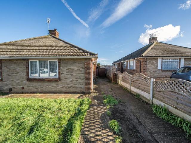 1 bedroom bungalow for sale