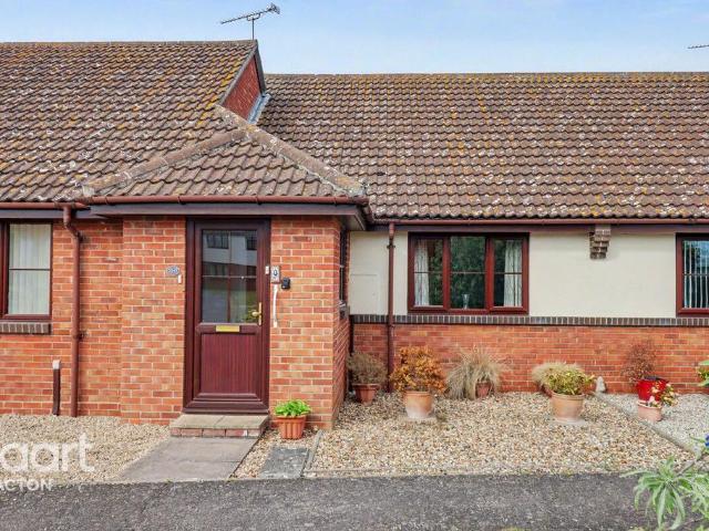 1 bedroom bungalow for sale