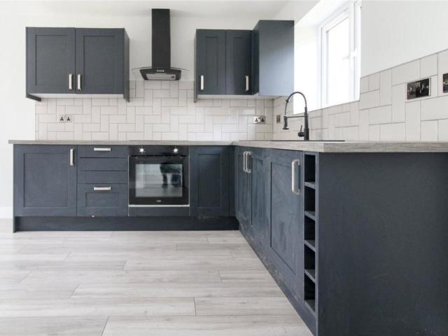 1 bedroom bungalow for sale