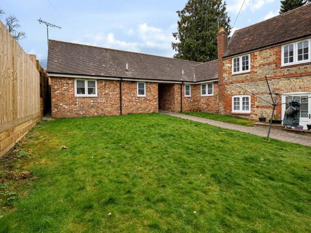1 bedroom bungalow for sale