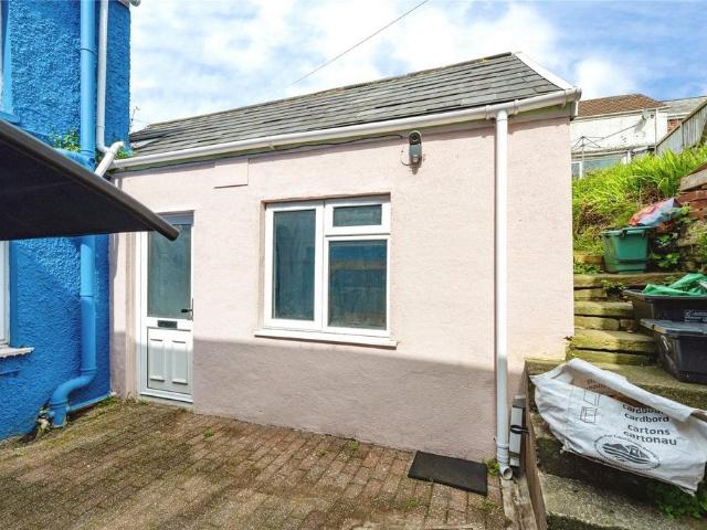 1 bedroom bungalow for sale