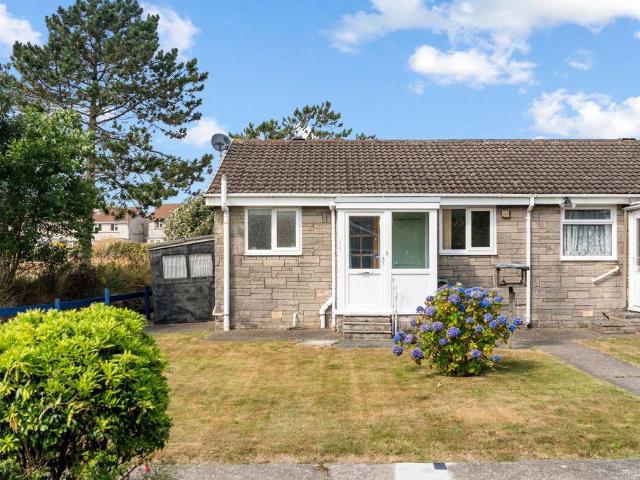 1 bedroom bungalow for sale