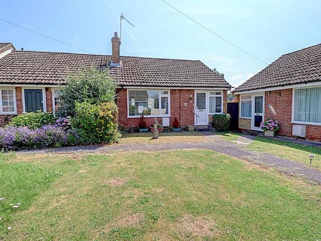 1 bedroom bungalow for sale