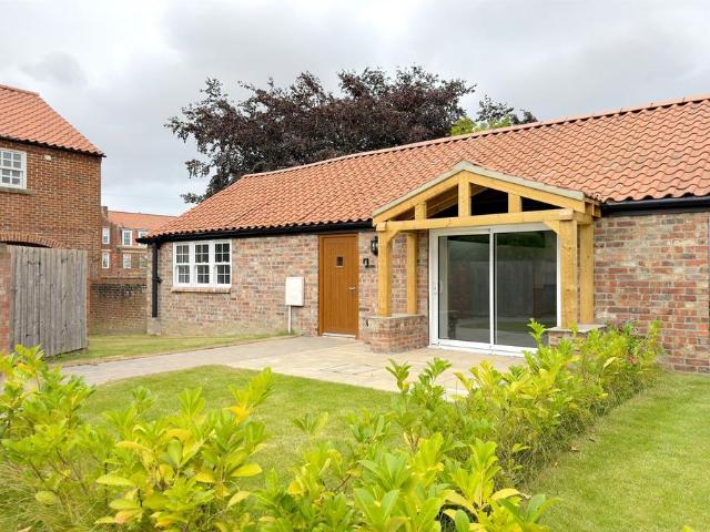 1 bedroom bungalow for sale