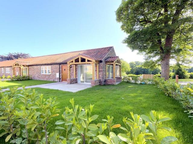 1 bedroom bungalow for sale