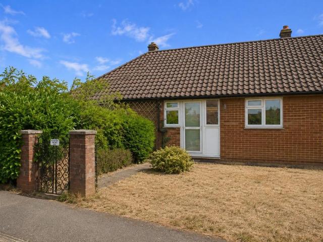 1 bedroom bungalow for sale