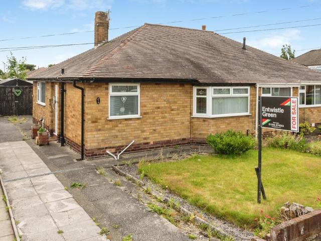 1 bedroom bungalow for sale