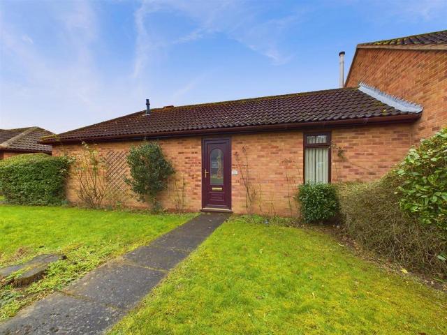 1 bedroom bungalow for sale