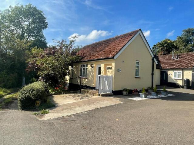 1 bedroom bungalow for sale