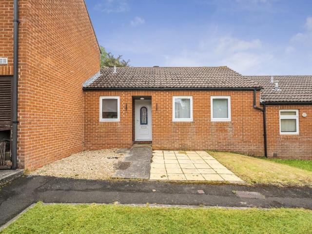 1 bedroom bungalow for sale