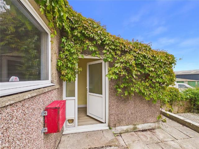1 bedroom bungalow for sale