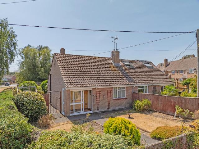 1 bedroom bungalow for sale