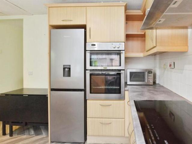 1 bedroom bungalow for sale in Dexter Avenue, Oldbrook, Milton Keynes, MK6